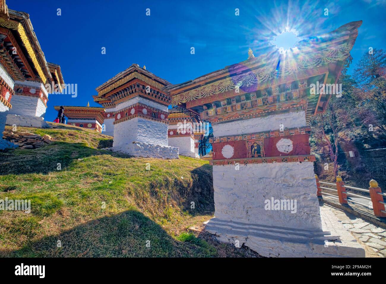Druk wangyal temple at dochula pass hi-res stock photography and images ...