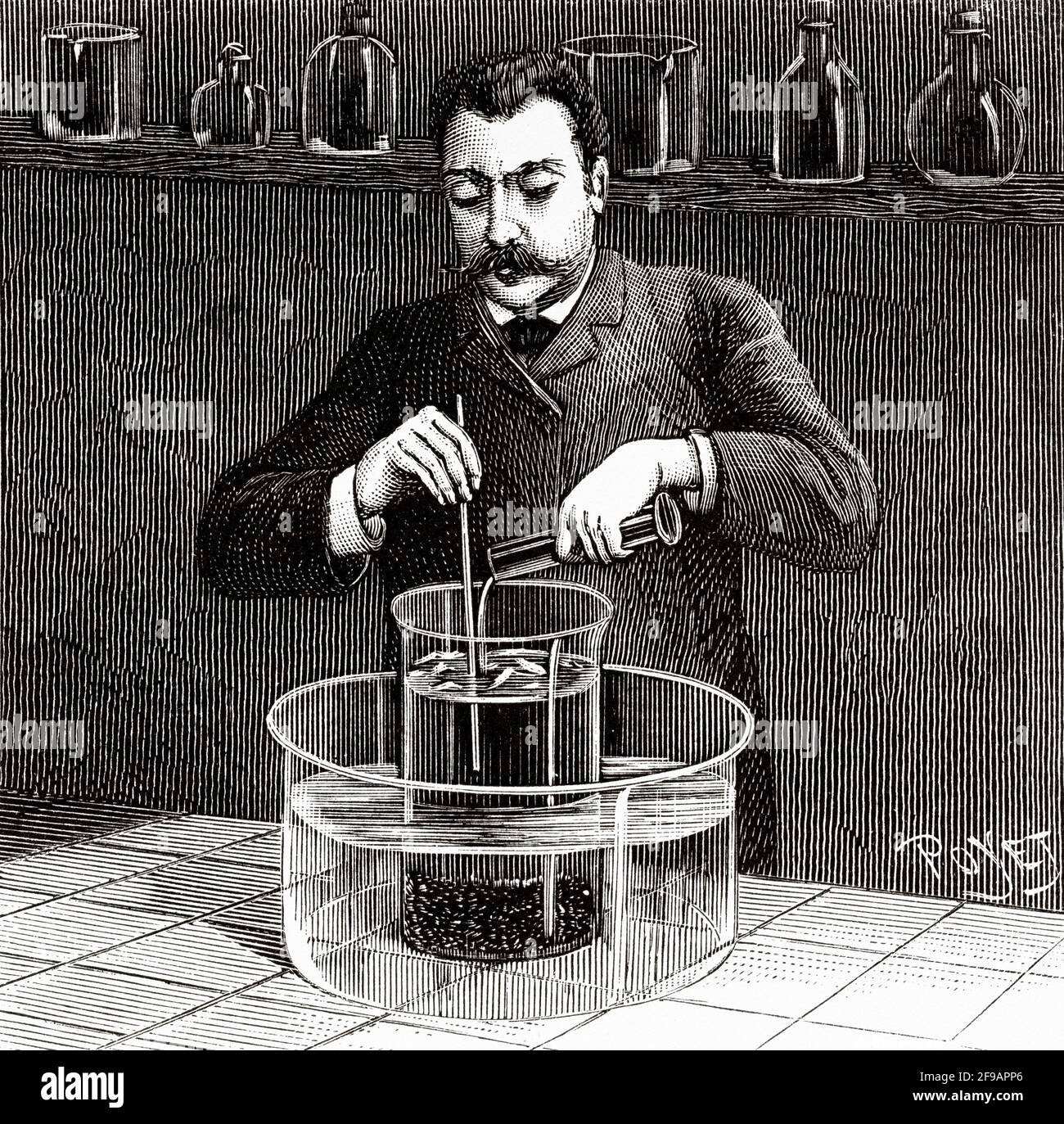 Nitroglycerin explosive hi-res stock photography and images - Alamy