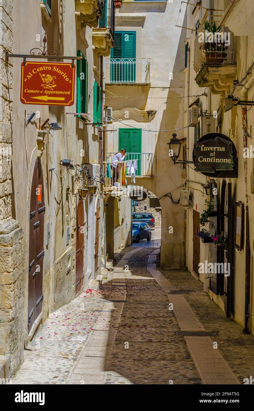 City of vieste hi-res stock photography and images - Alamy