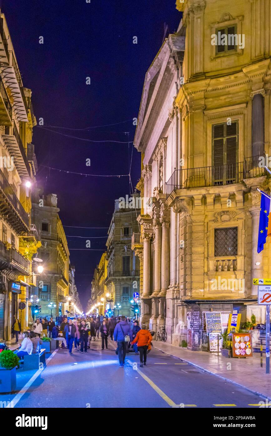 PALERMO, ITALY, APRIL 22, 2017: Night view of a narrow street in ...