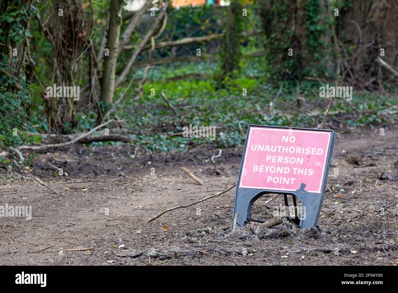 Warning symbol no access hi-res stock photography and images - Alamy