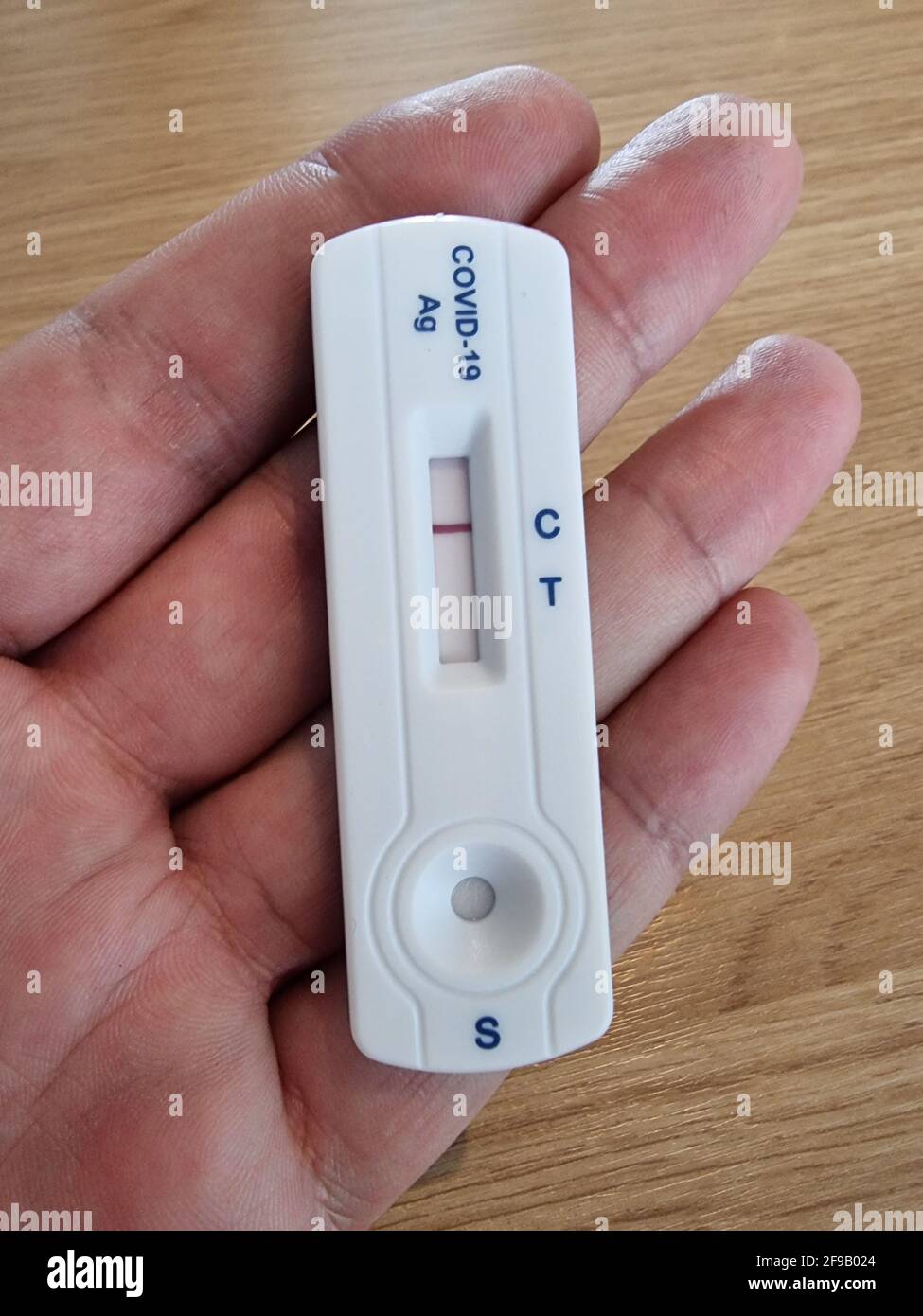 Negative test result by using rapid test device for COVID-19, novel ...