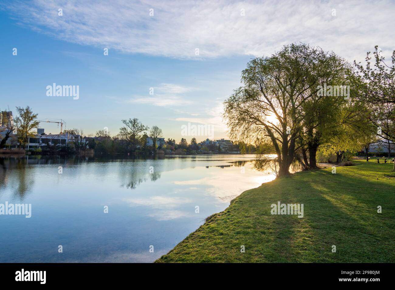 Wien, Vienna: lake Kaiserwasser in 22. Donaustadt, Wien, Austria Stock ...