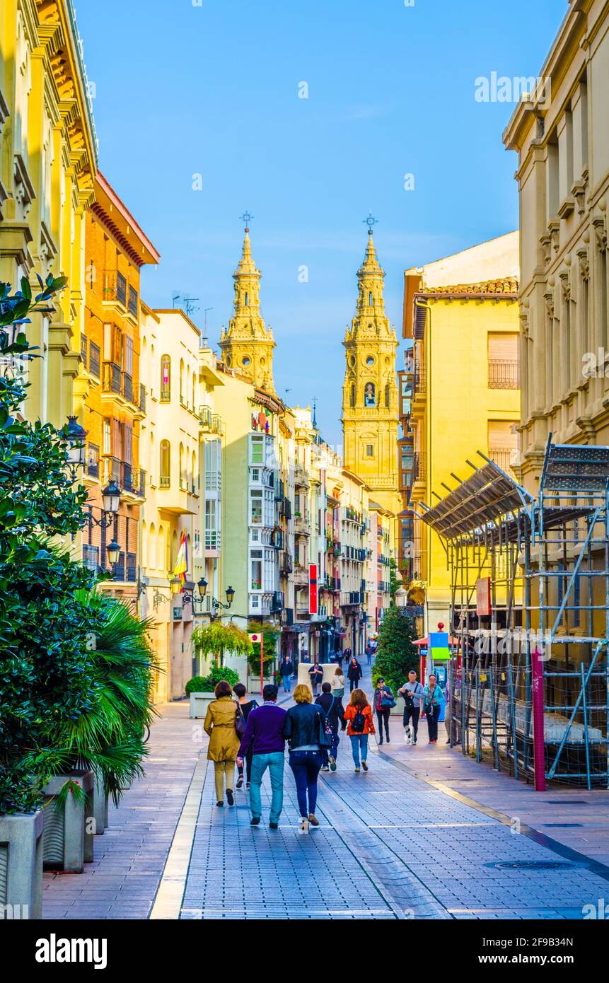Old street in logrono hi-res stock photography and images - Alamy