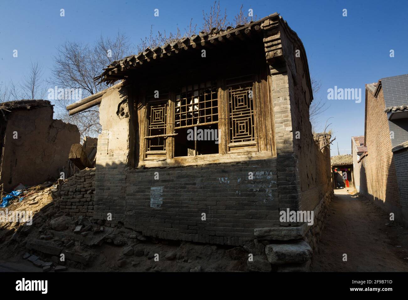 Yu county in hebei province warming Yang fort local-style dwelling ...