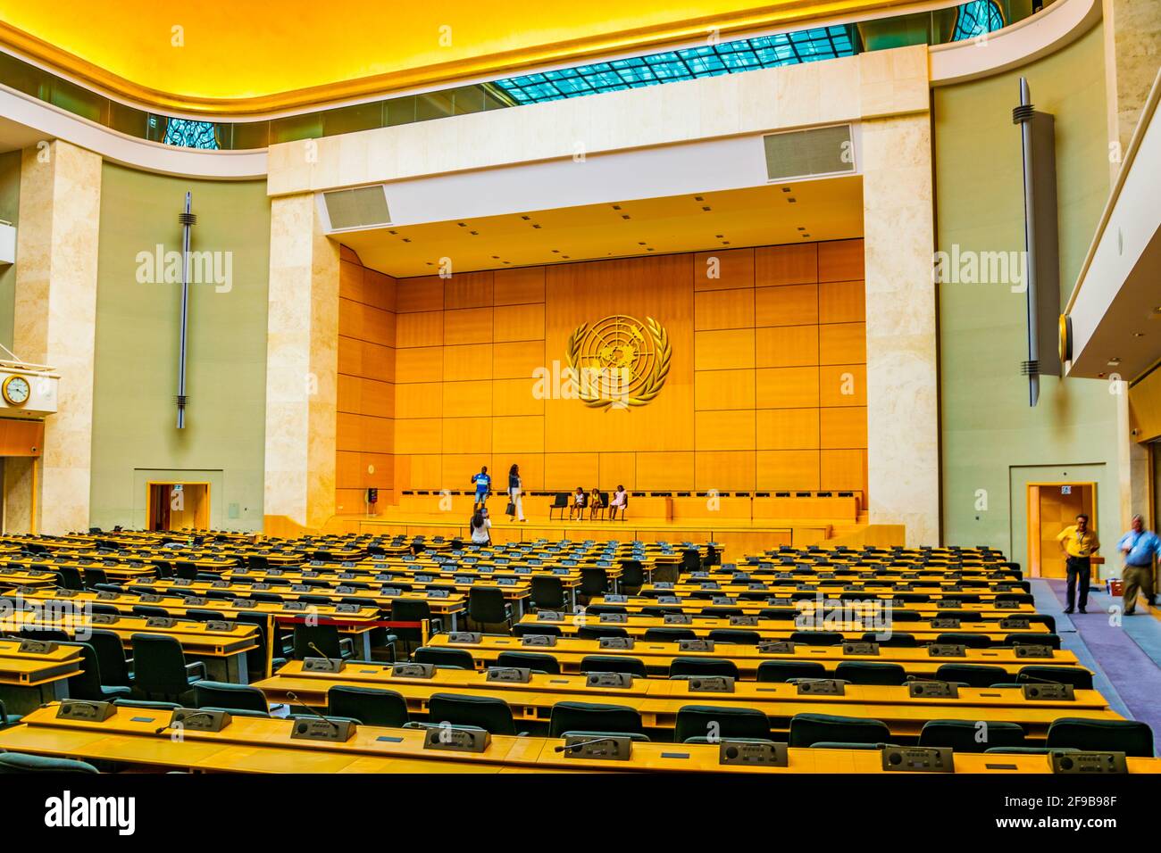 Empty meeting room switzerland hi-res stock photography and images - Alamy