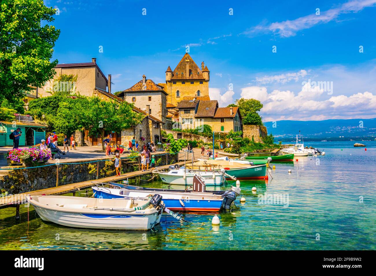 Yvoire hi-res stock photography and images - Alamy