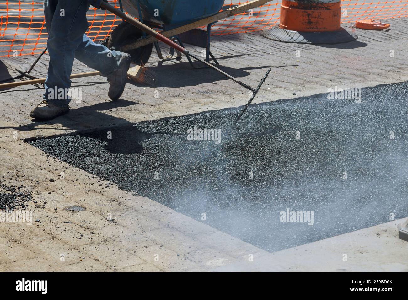 Asphalt covering hi-res stock photography and images - Alamy