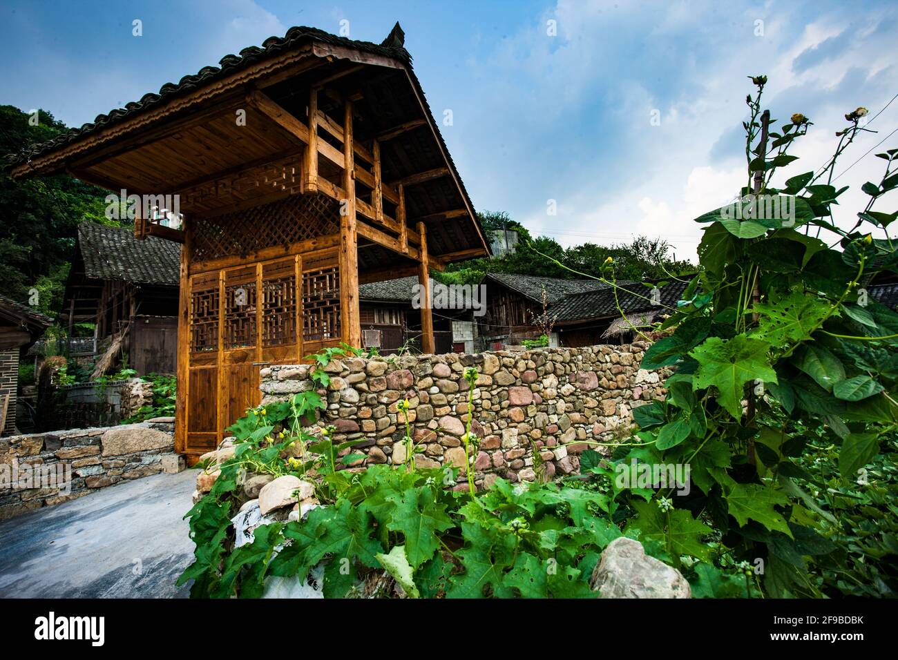 Longshan Village