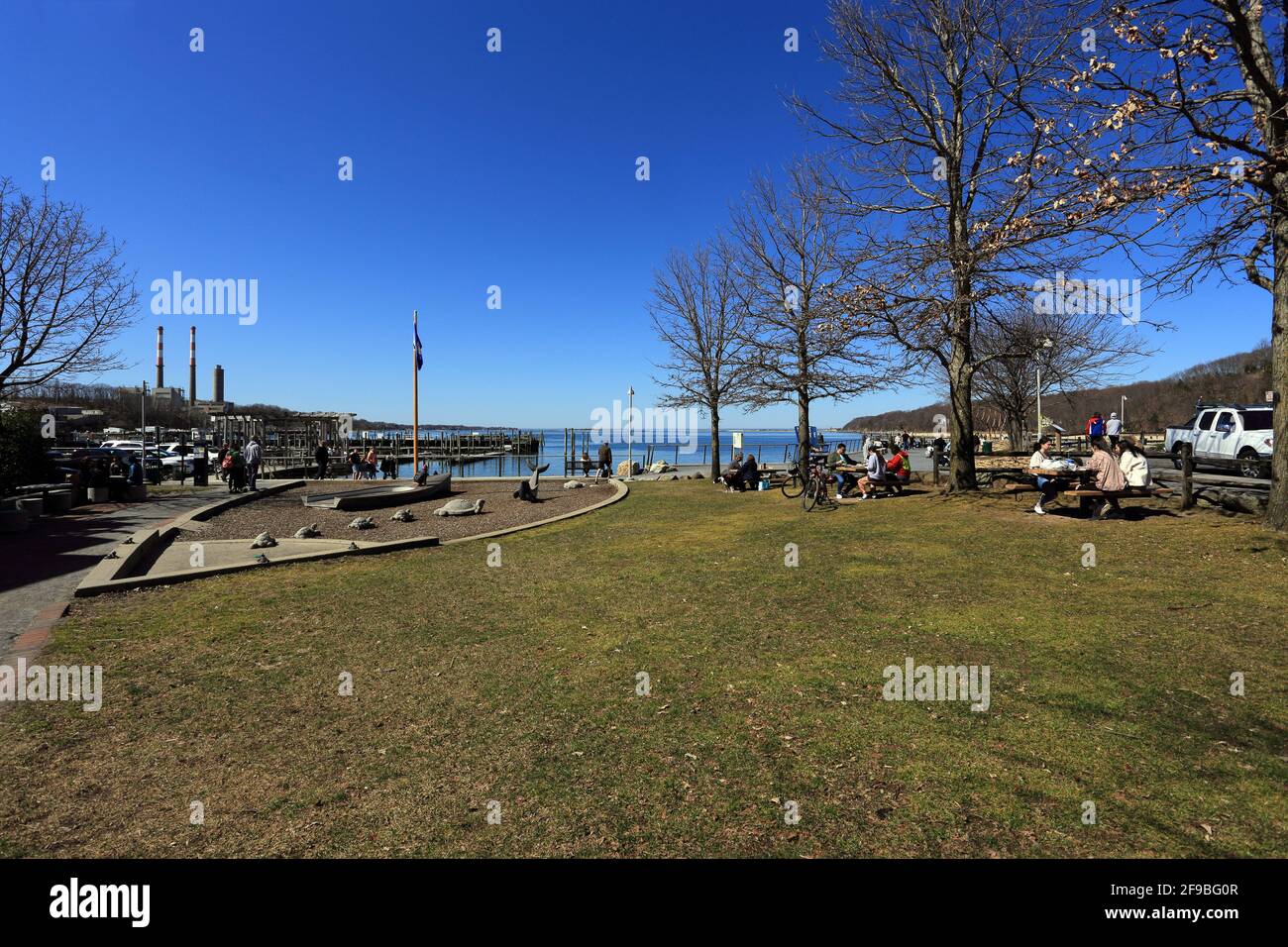 Port Jefferson Harbor Long Island New York Stock Photo - Alamy