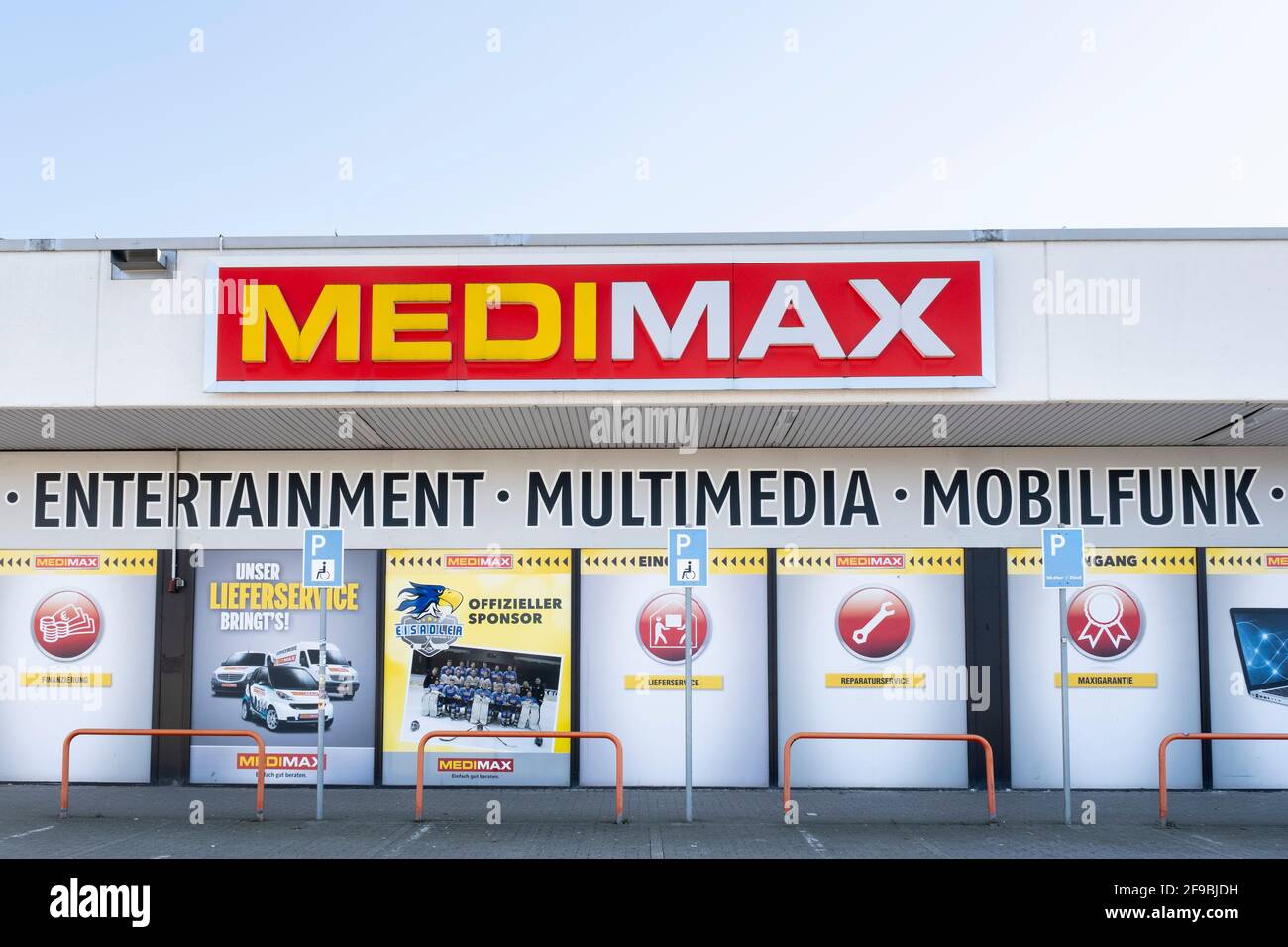 Medimax hi-res stock photography and images - Alamy