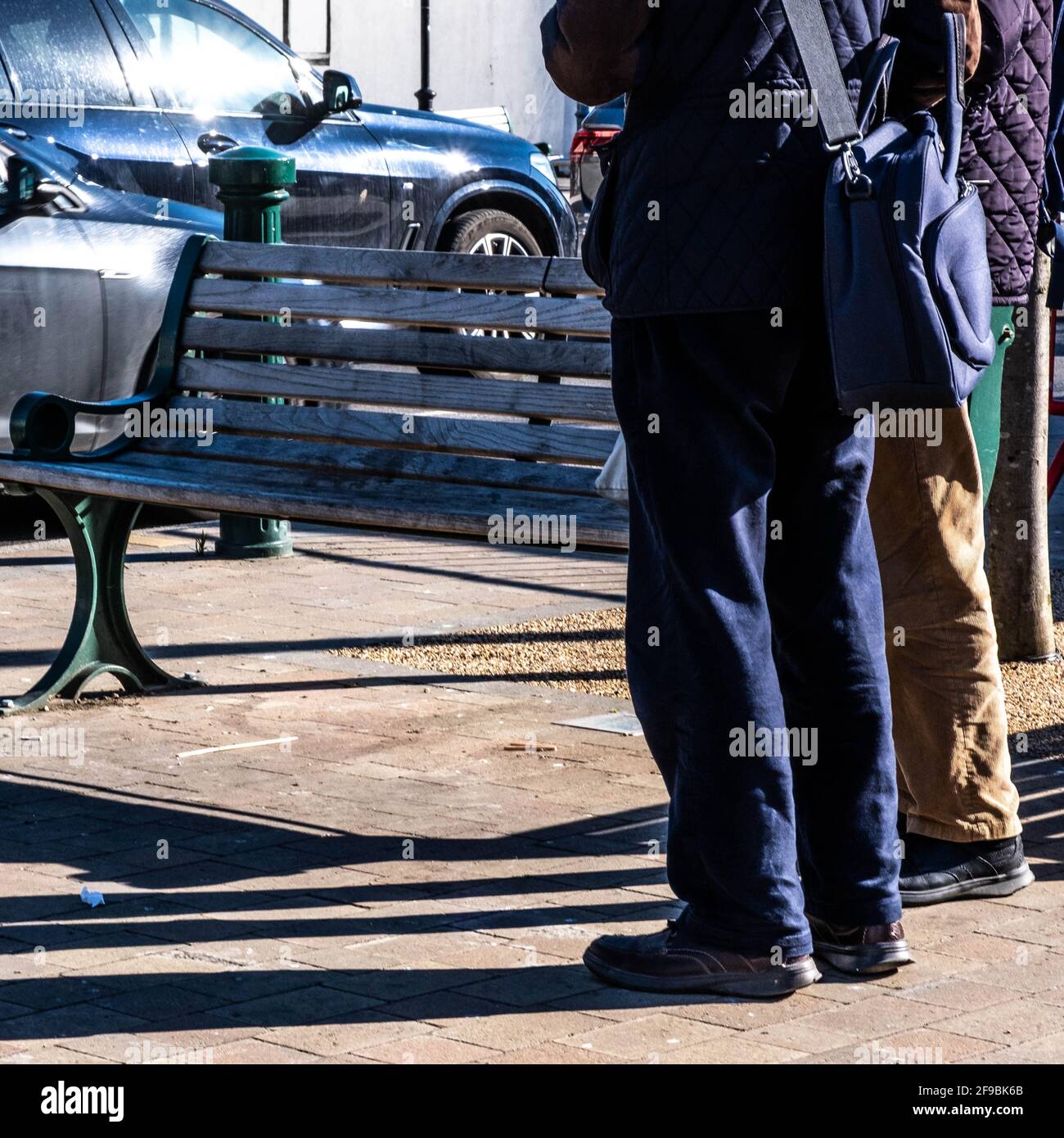 Man seating woman hi-res stock photography and images - Alamy