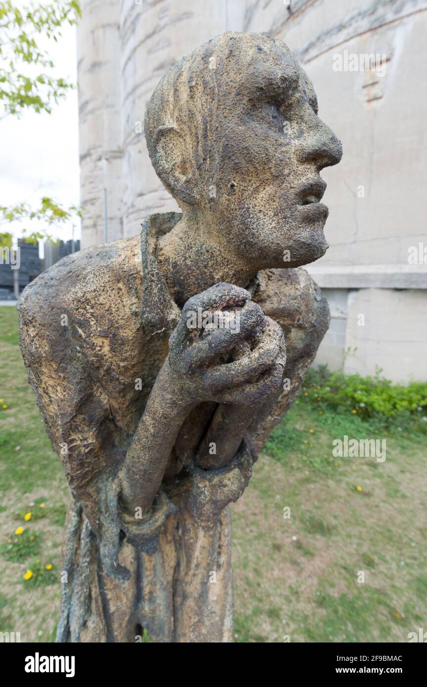 The Arrival by Irish sculptor Rowan Gillespie, Ireland Park, Toronto ...