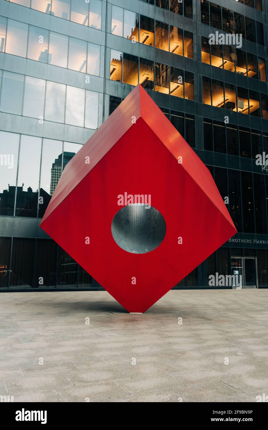 Noguchis hi-res stock photography and images - Alamy