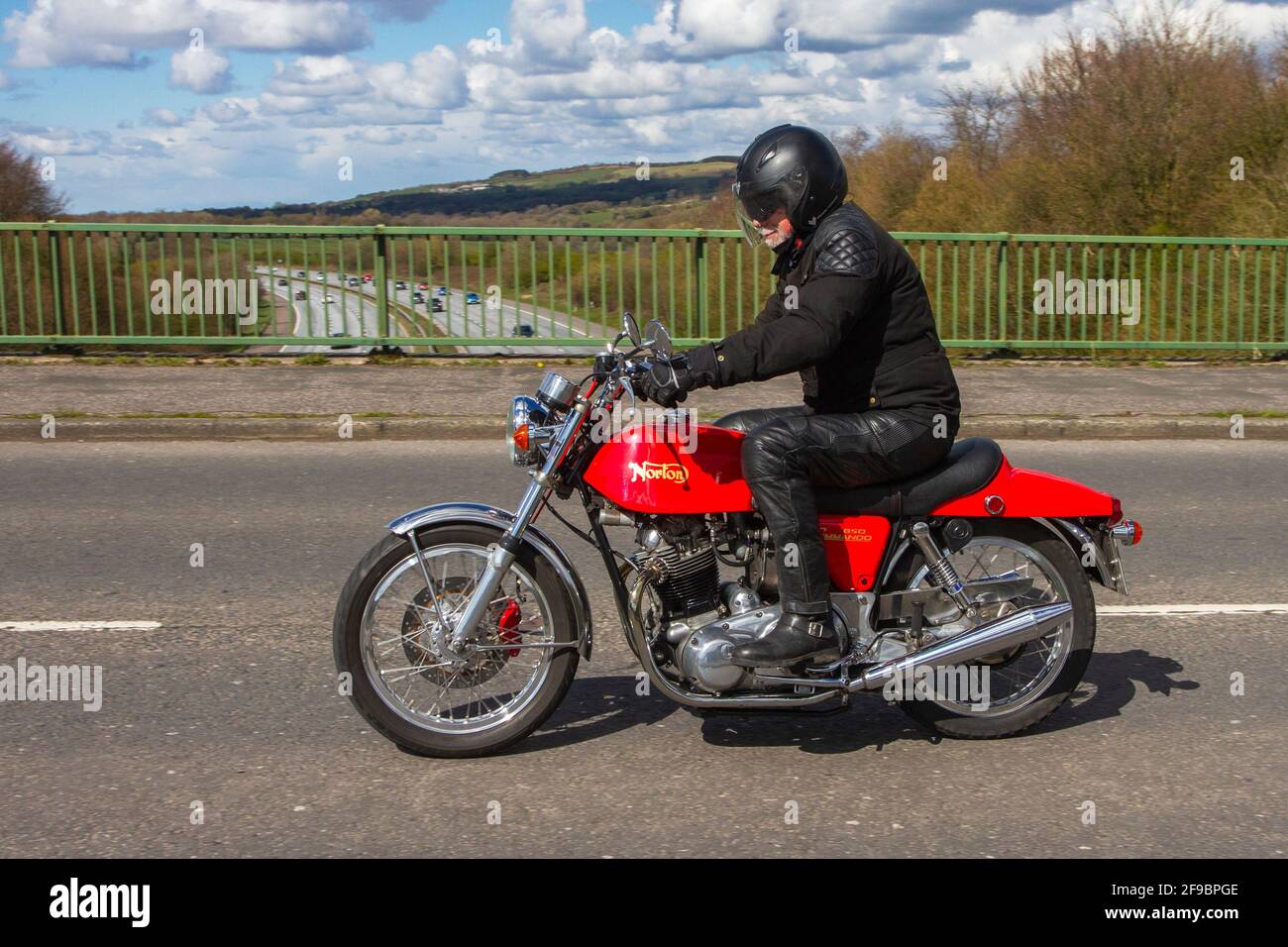 1975 70s red norton 828cc hi-res stock photography and images - Alamy
