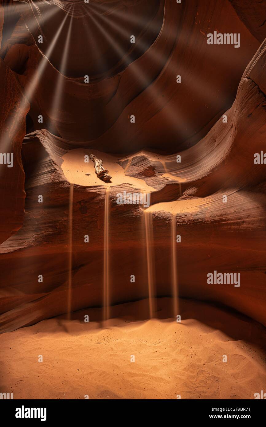 Vertical shot of wonderful rock formations in Antelope Canyon, Arizona ...