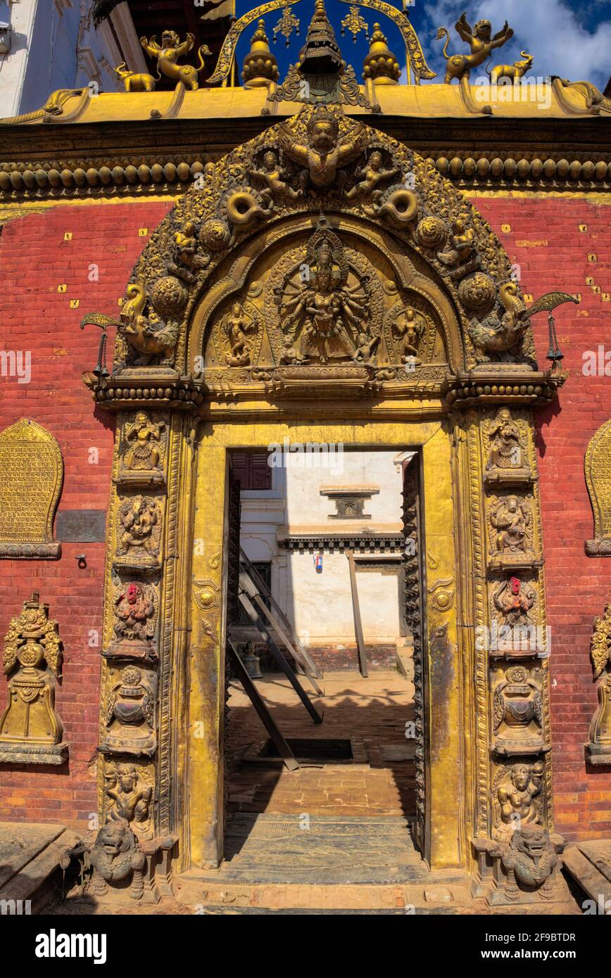 Decorated gates hi-res stock photography and images - Alamy