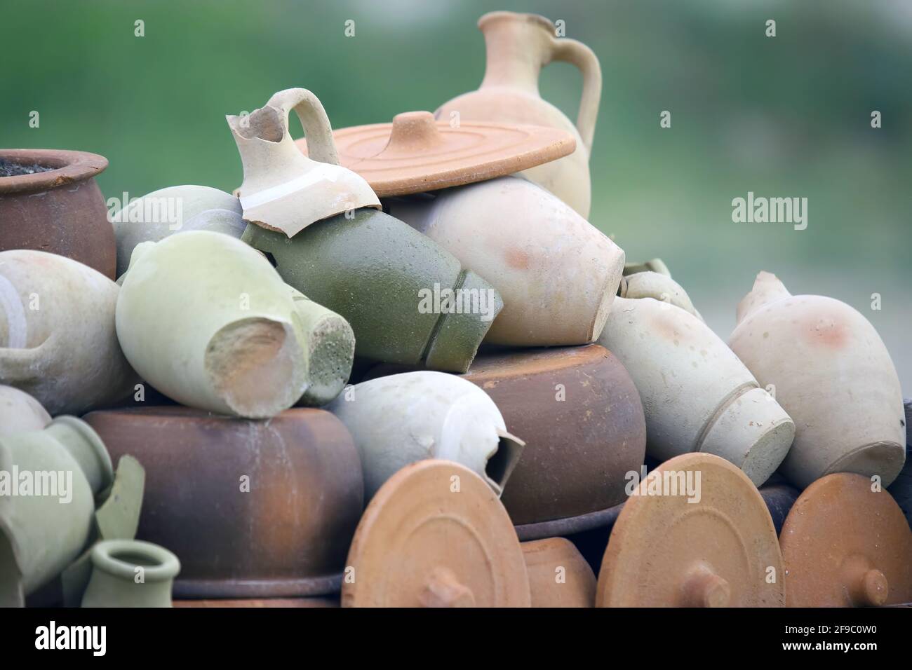 Broken clay pots hi-res stock photography and images - Alamy