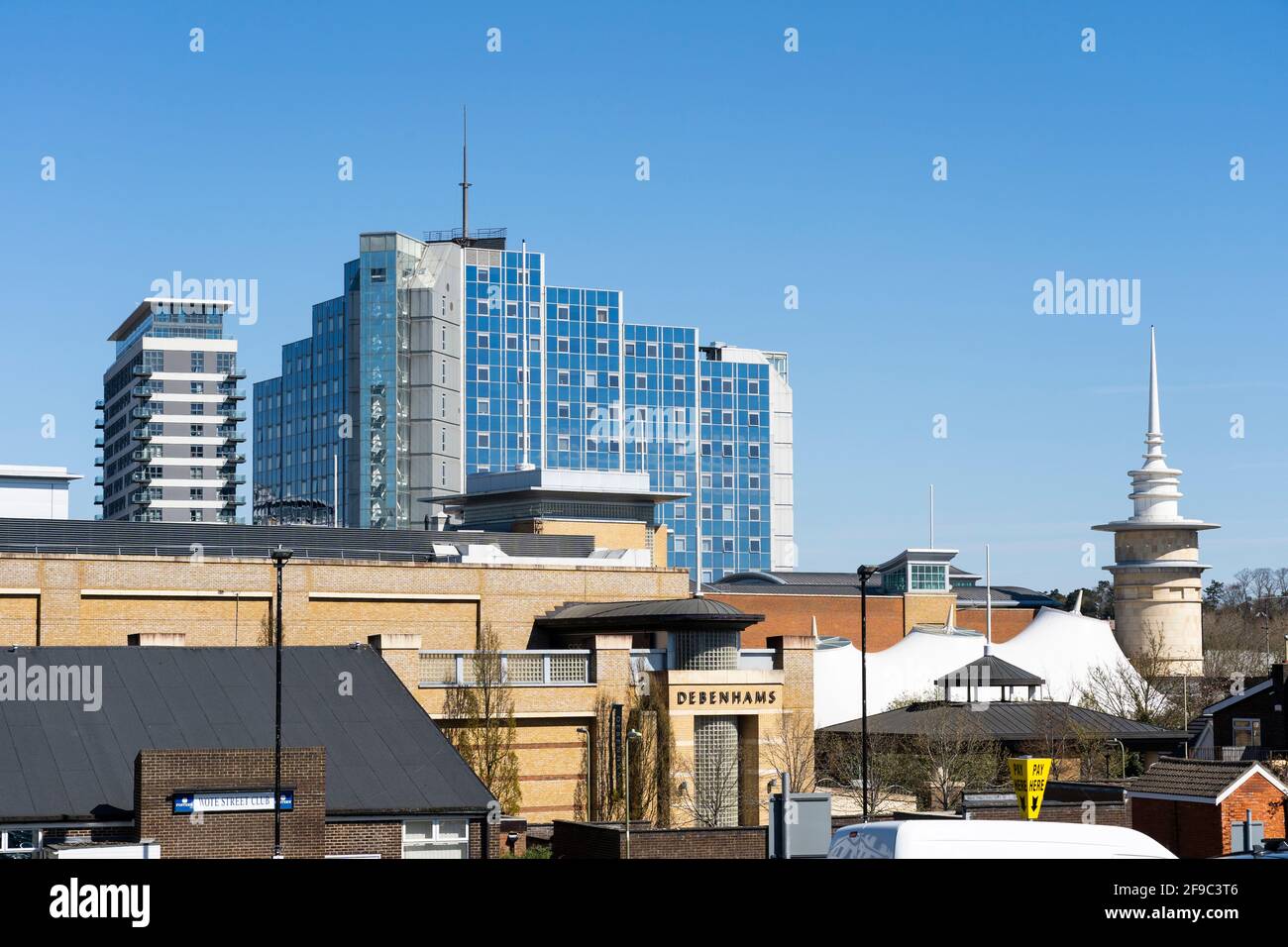 Basingstoke shopping center hi-res stock photography and images - Alamy