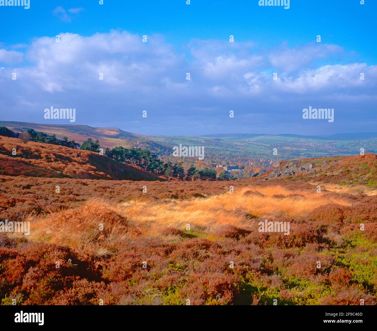 Rolling landscape of ilkley moor hi-res stock photography and images ...