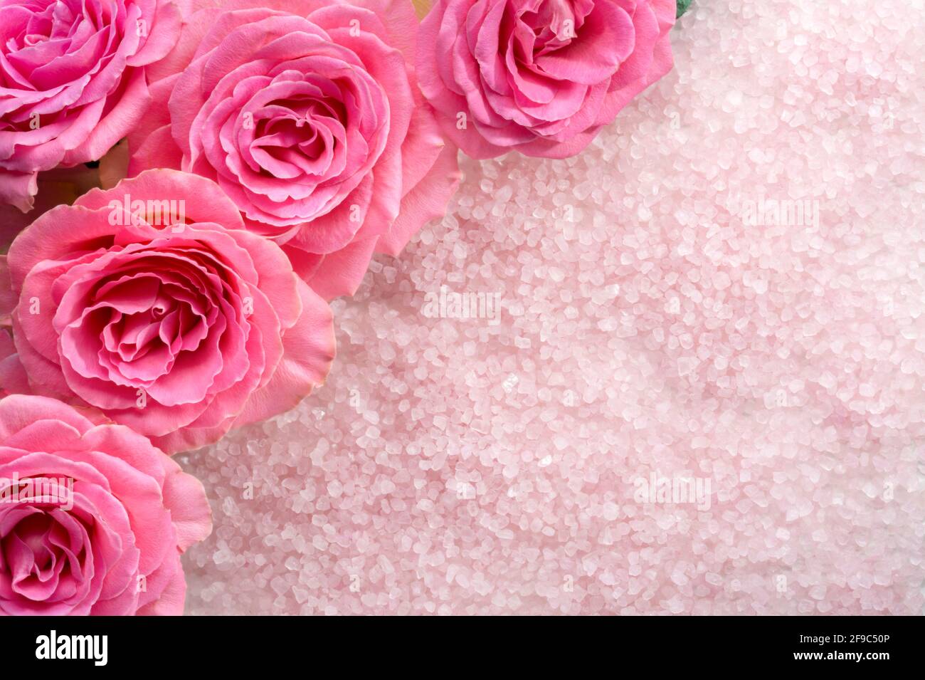 Sea salt with roses hi-res stock photography and images - Alamy