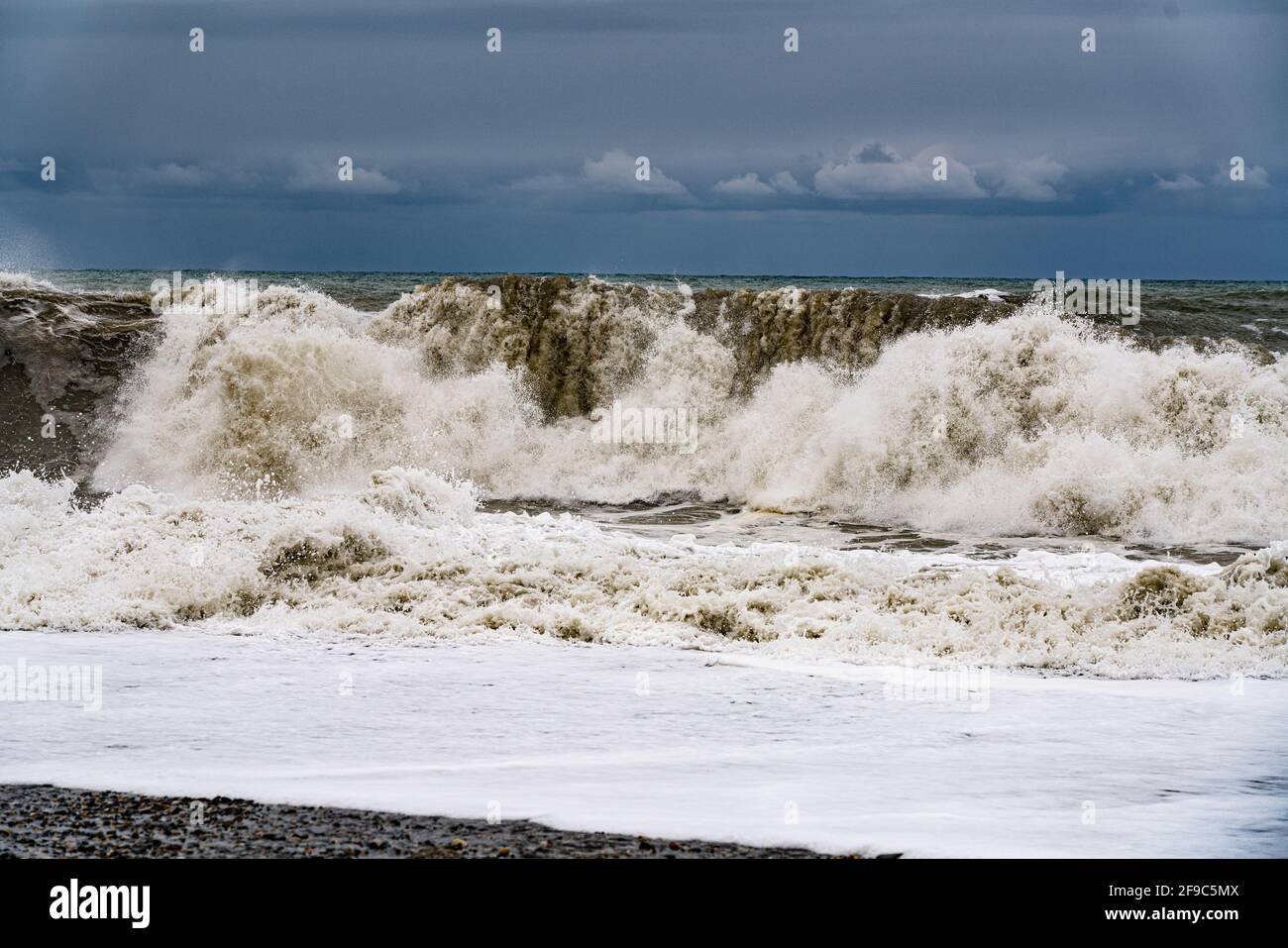 Pacific ocean waves storm aerial hi-res stock photography and images ...
