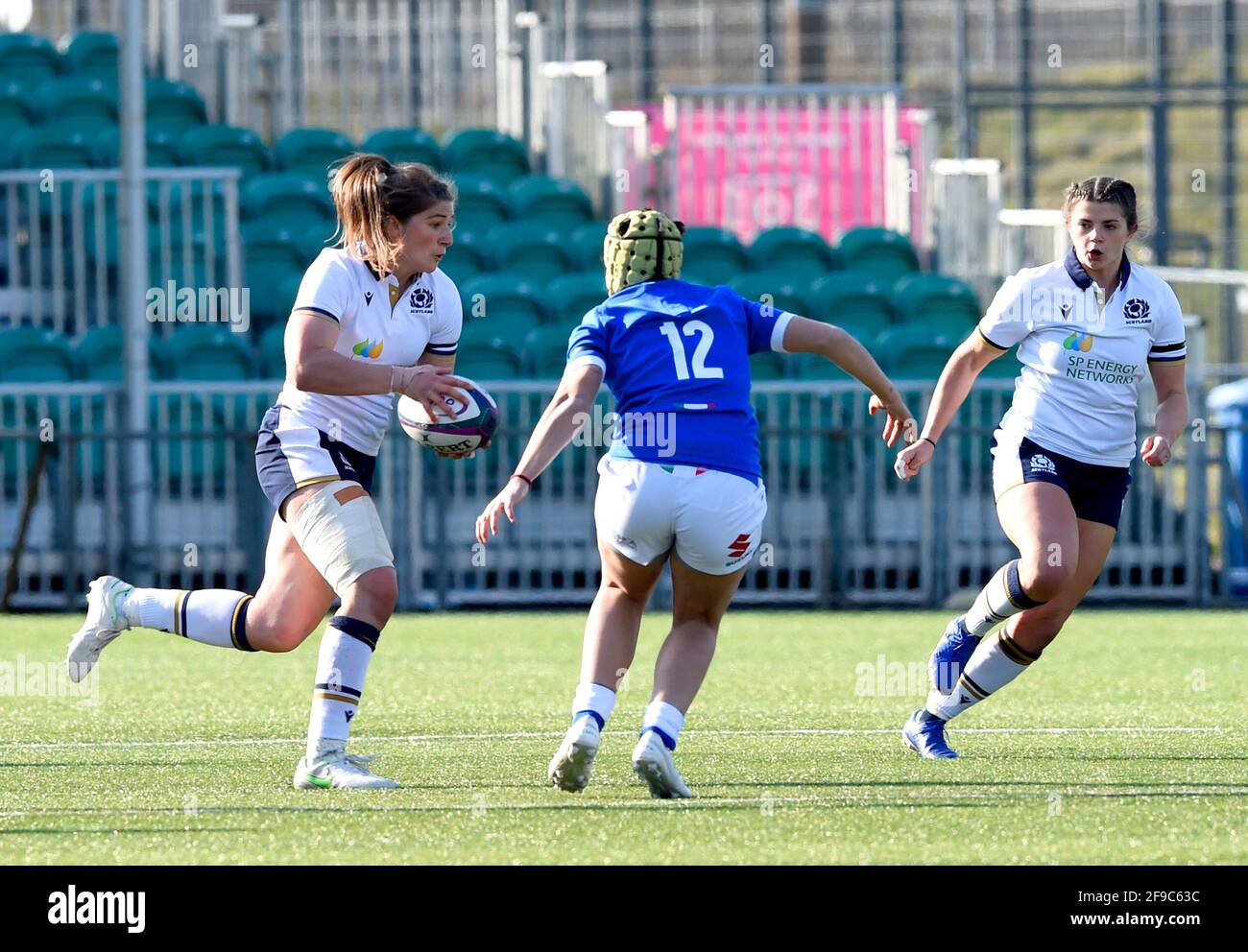 Helen nelson rugby scotland hi-res stock photography and images - Alamy