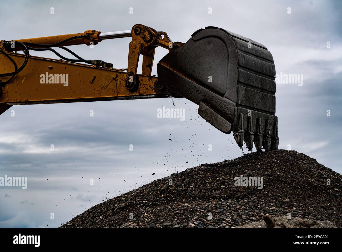 excavator heavy machinery construction site Stock Photo - Alamy