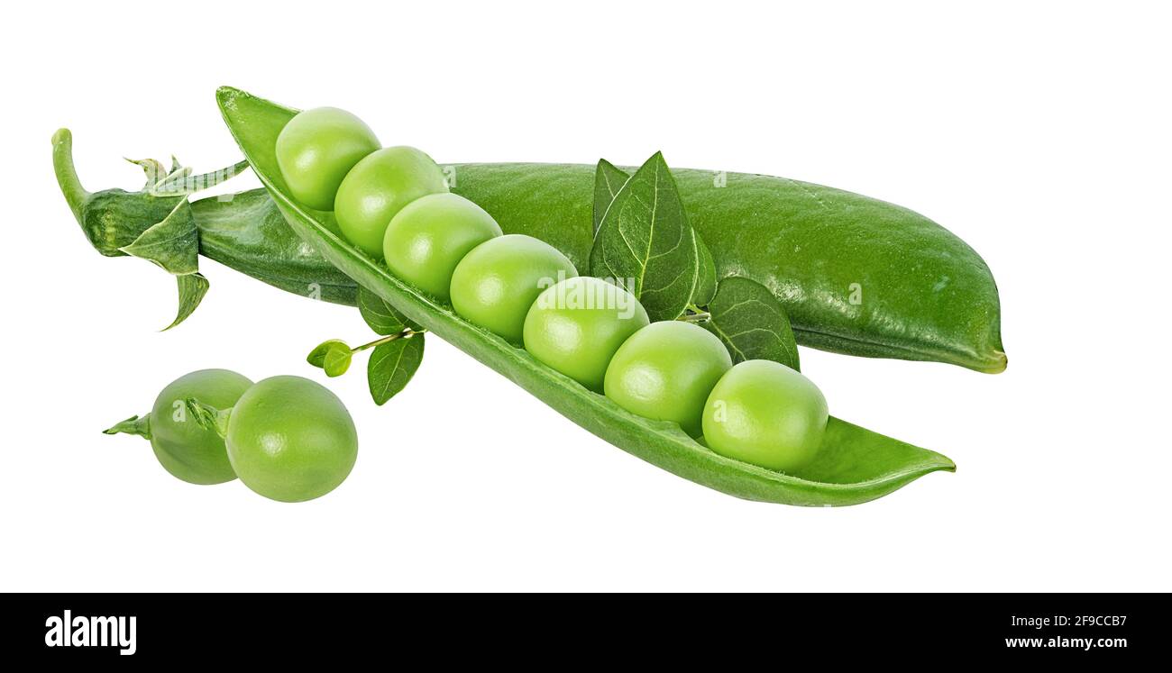 Green peas isolated on white background Stock Photo - Alamy