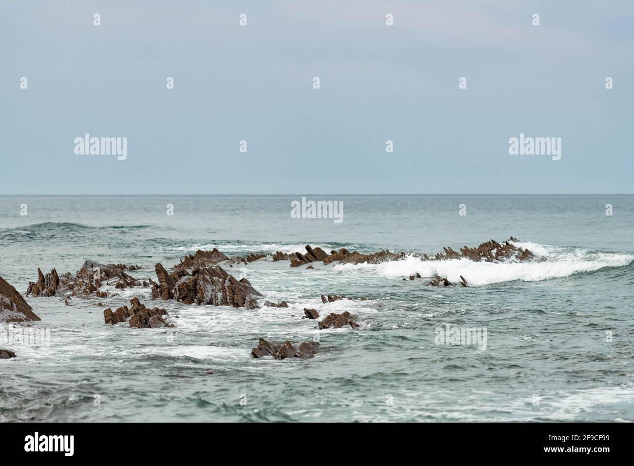Sharp rocks hi-res stock photography and images - Alamy