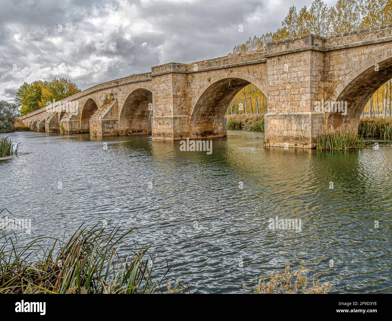 Puente de itero hi-res stock photography and images - Alamy