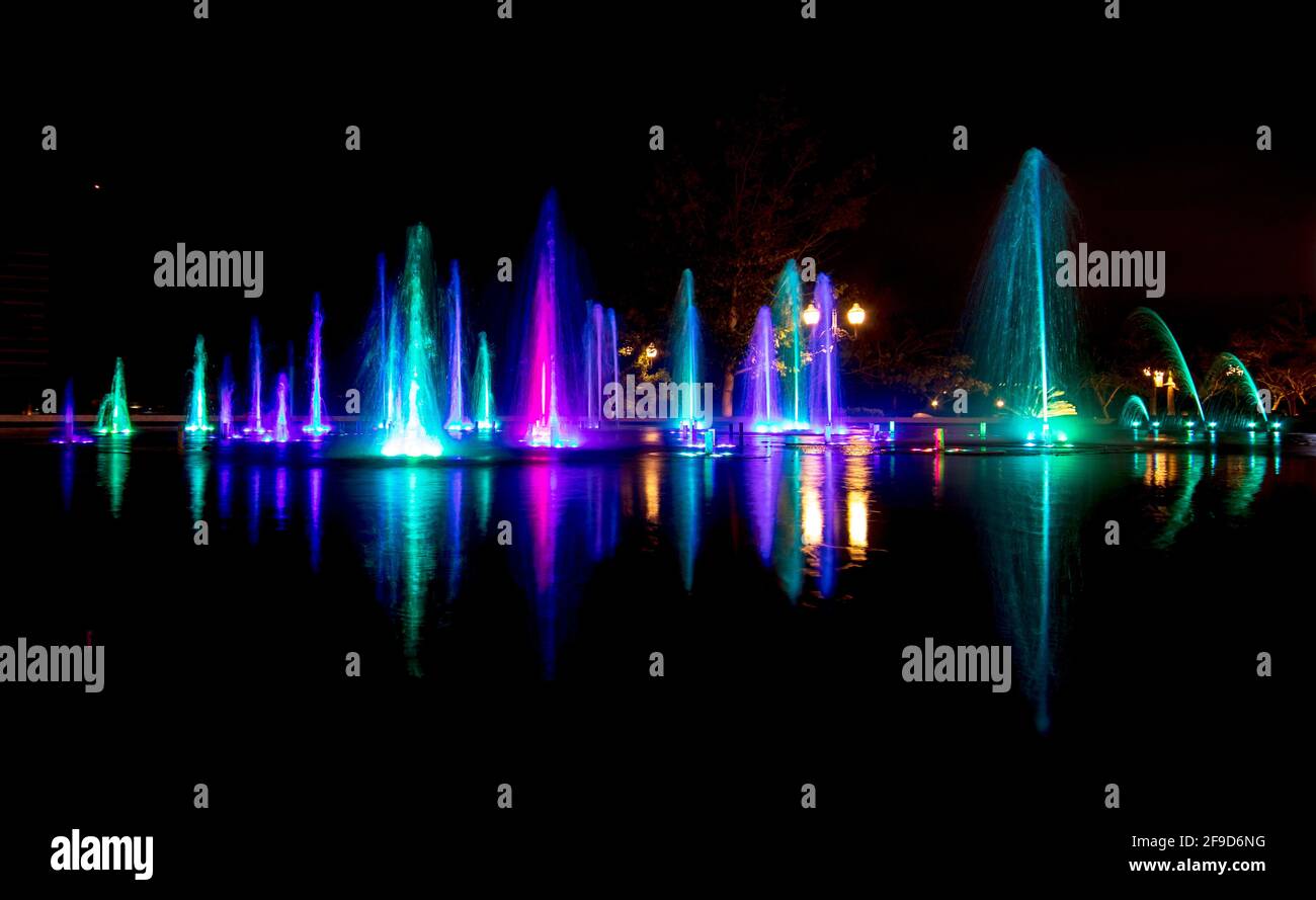 Colourful fountain hi-res stock photography and images - Alamy