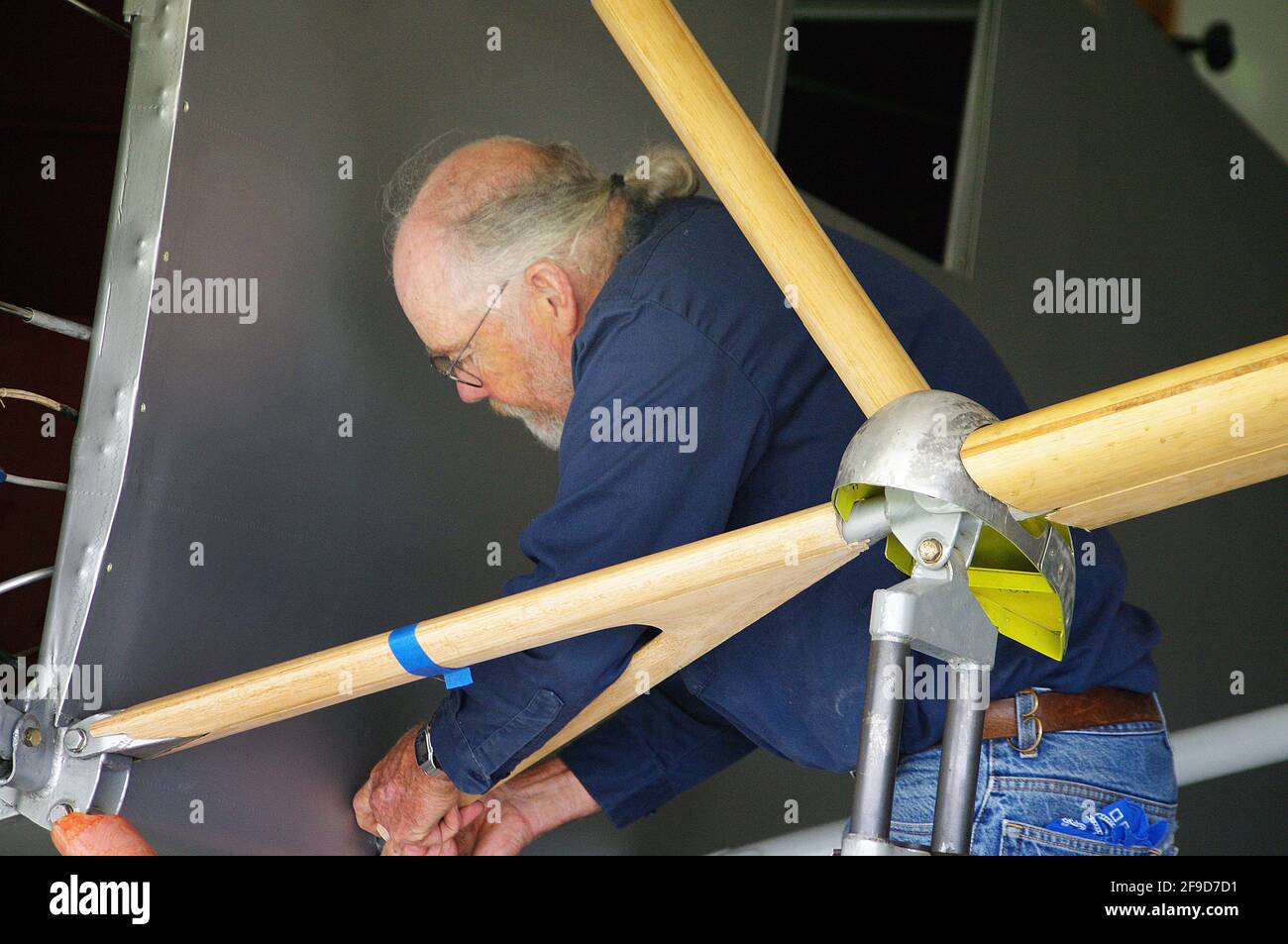 Flying jenny plane hi-res stock photography and images - Alamy