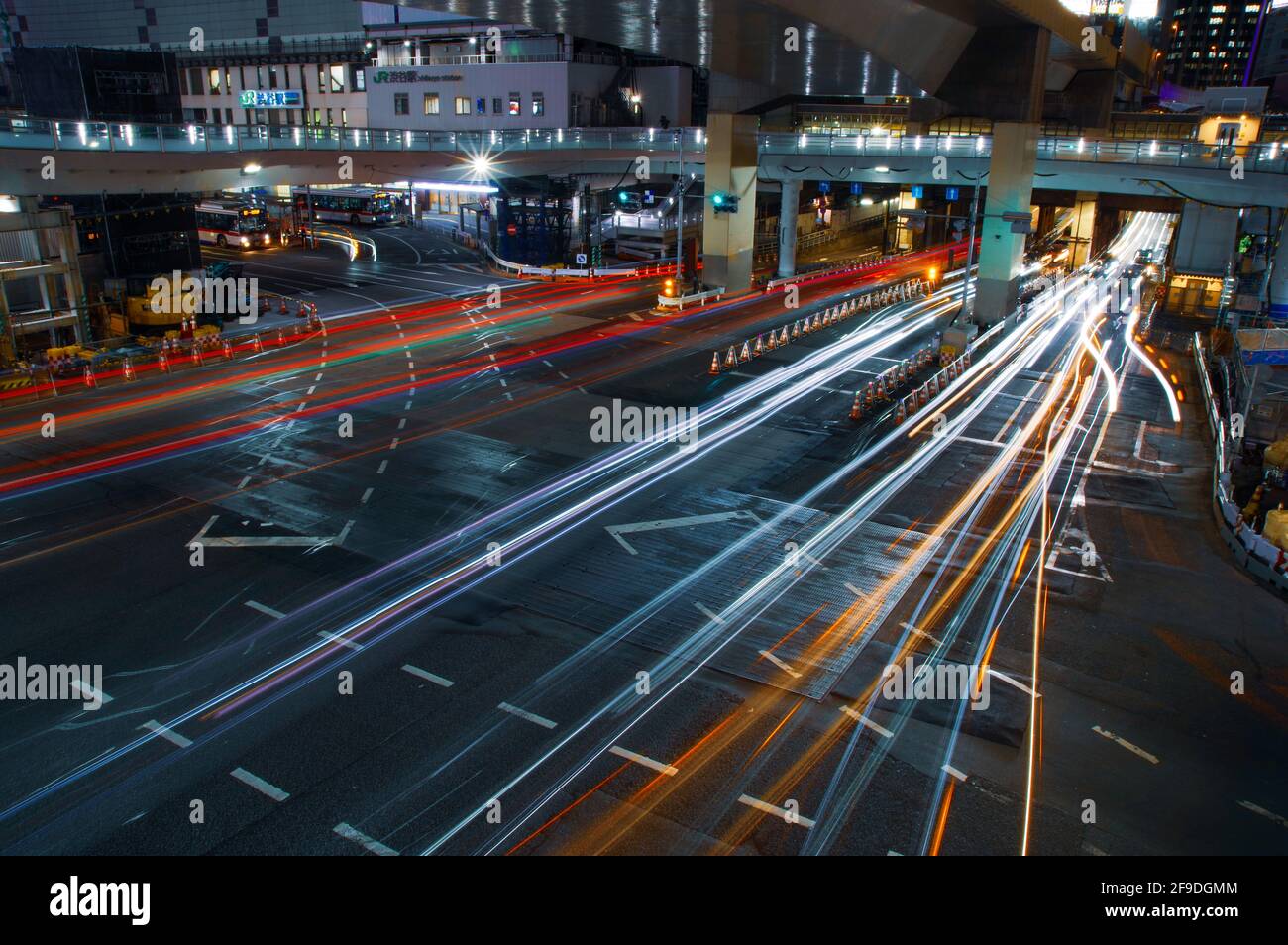 Long exposure of vehicles hi-res stock photography and images - Alamy