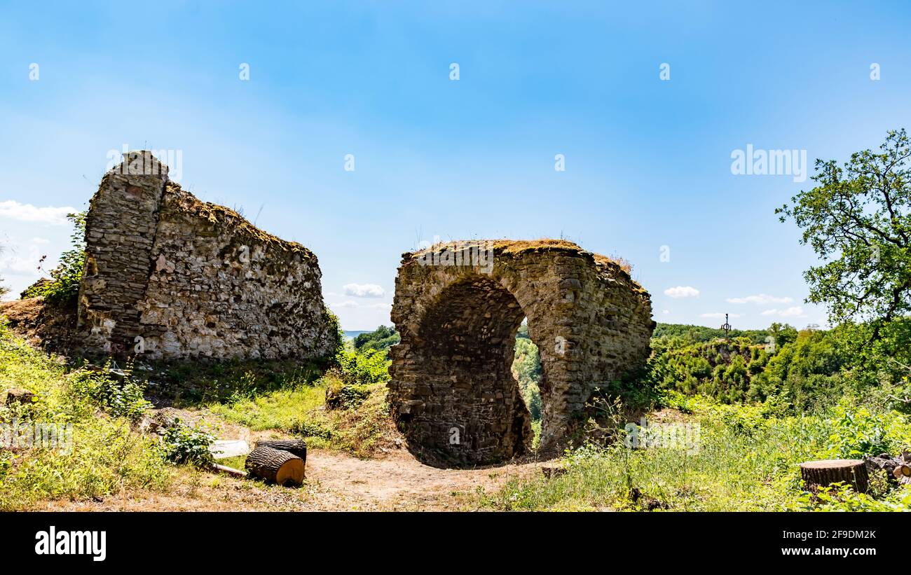 A view of the castle ruins in Questenberg in the Harz Mountains in ...
