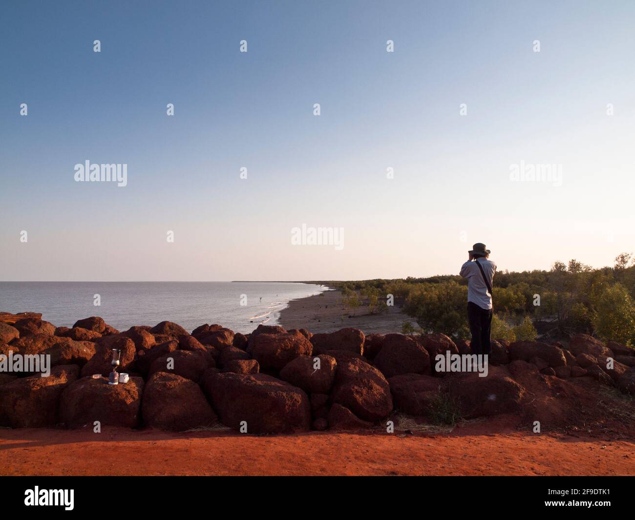 Ecologist hi-res stock photography and images - Alamy