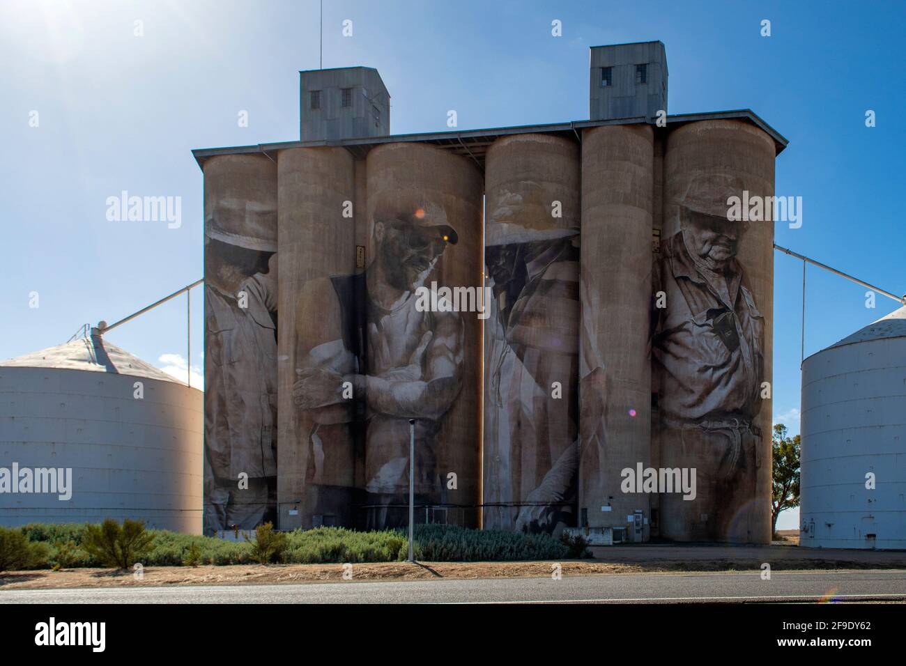 ''Farmers'' Silo Art, Brim, Victoria, Australia Stock Photo - Alamy
