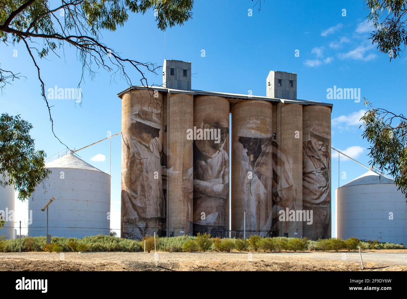 ''Farmers'' Silo Art, Brim, Victoria, Australia Stock Photo - Alamy
