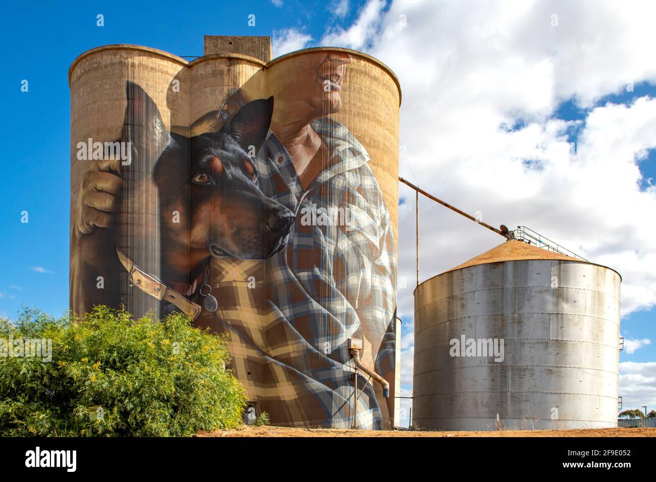 Mallee silo art hi-res stock photography and images - Alamy