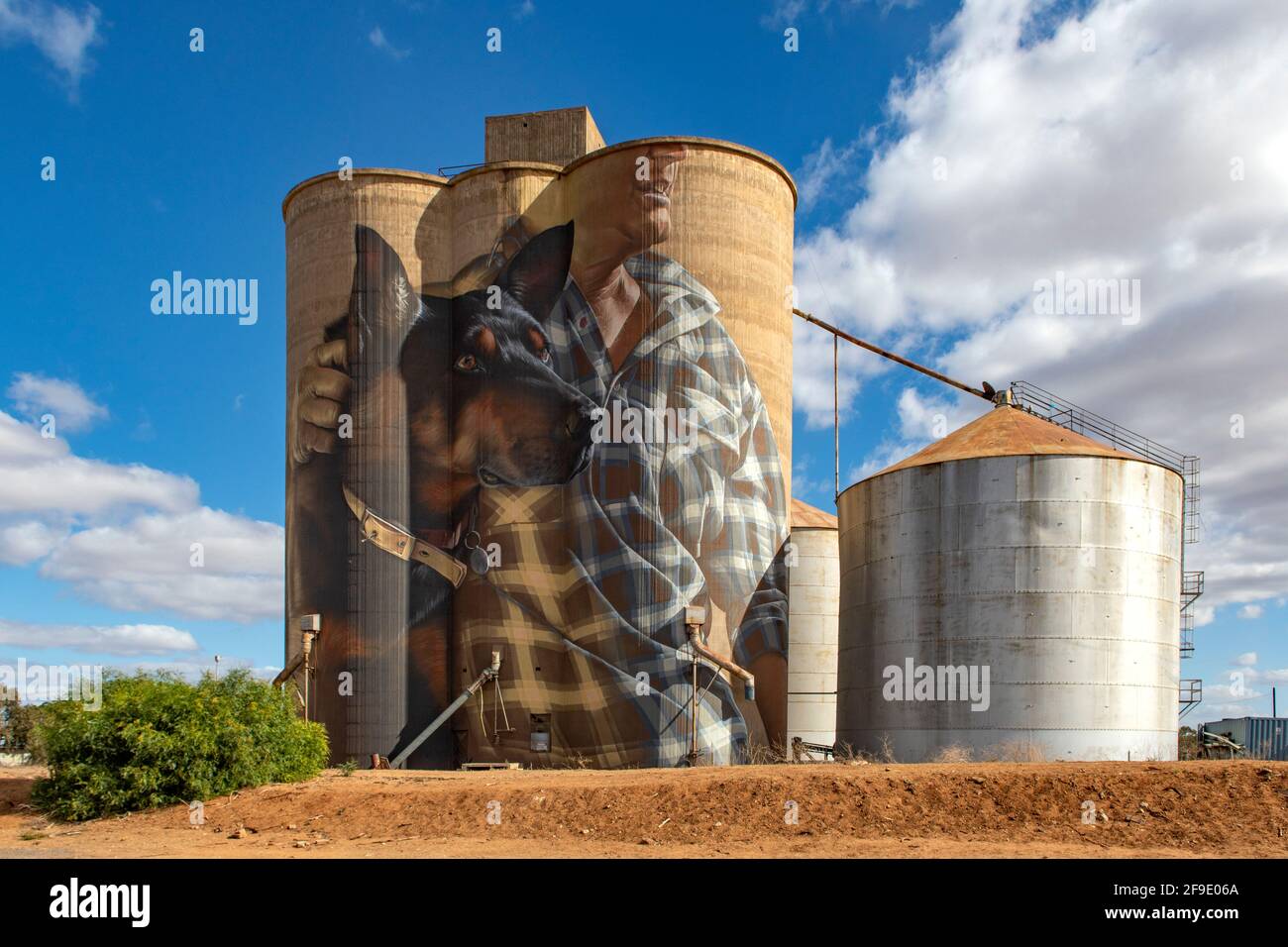 Victorian silo art trail hi-res stock photography and images - Alamy
