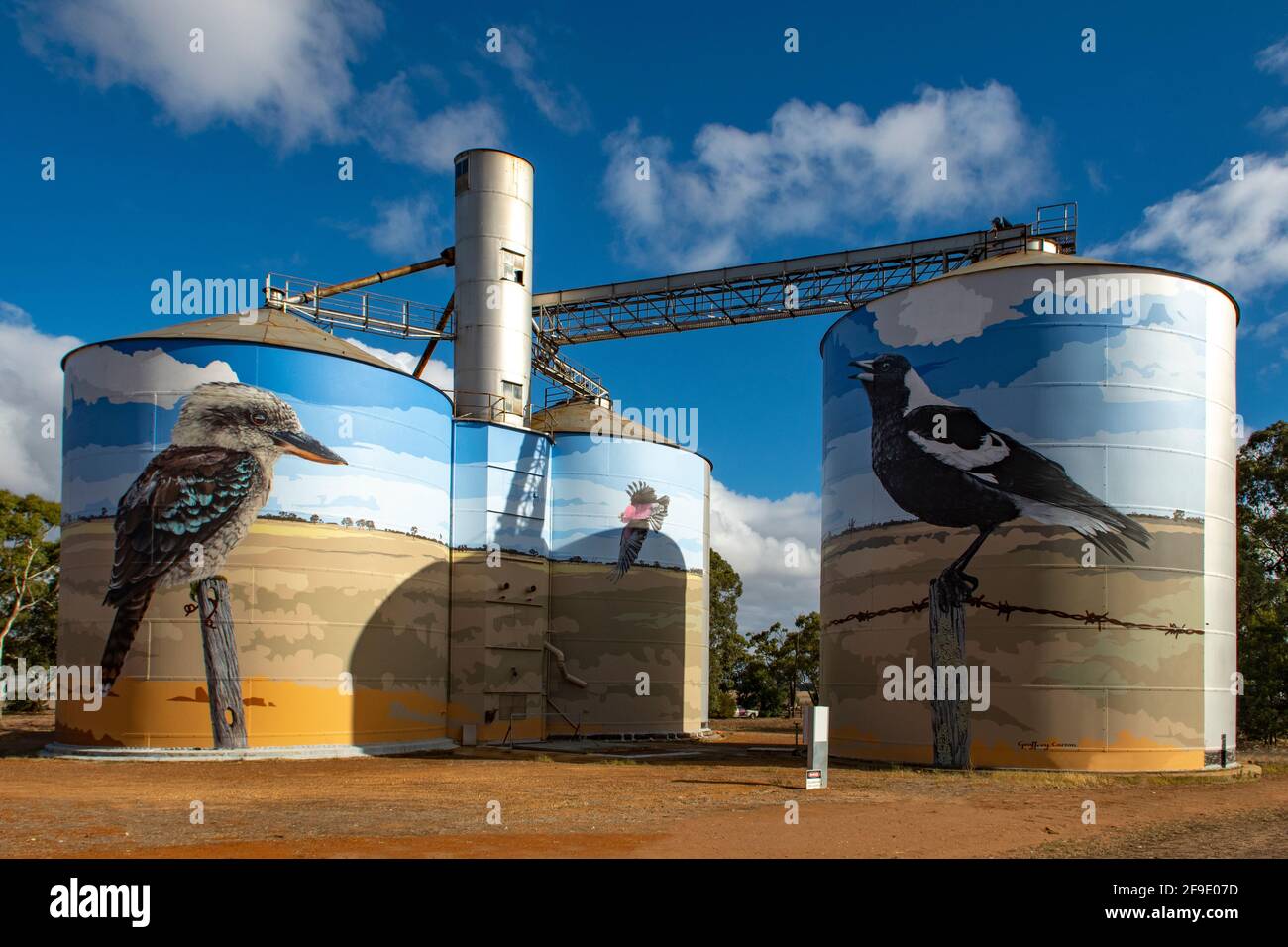 Kookaburra, Galah and Magpie Silo Art, Goroke, Victoria, Australia ...