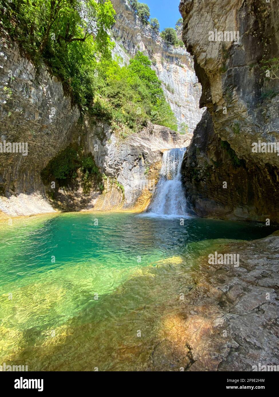 beautiful views of the Escuain Gorges with natural pools and very ...