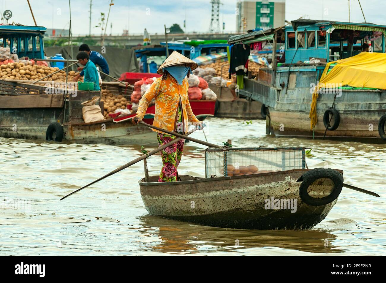 Working Boatwoman at Floating Market, Mekong River, Cai Rang, Vietnam ...