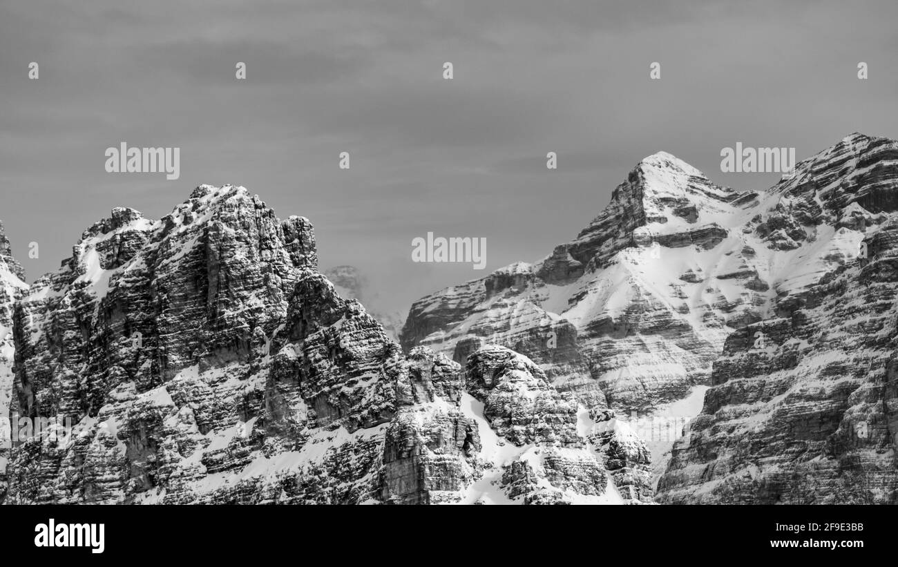 Ice carrying Black and White Stock Photos & Images - Alamy