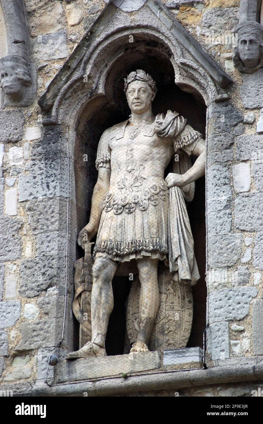 A statue of King George II dressed as the Roman Emperor Hadrian ...