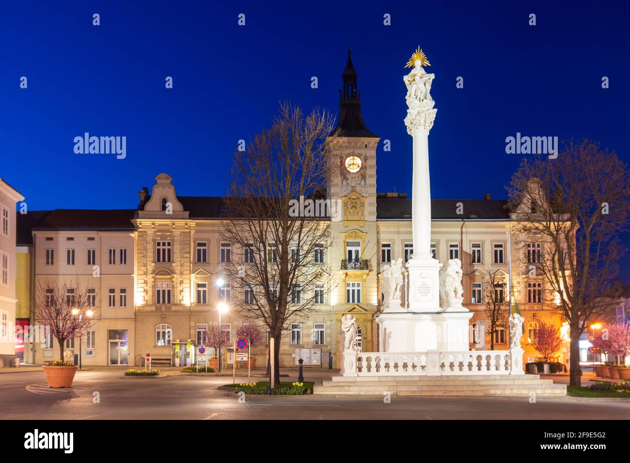 Mistelbach town hall weinviertel niederösterreich hi-res stock ...