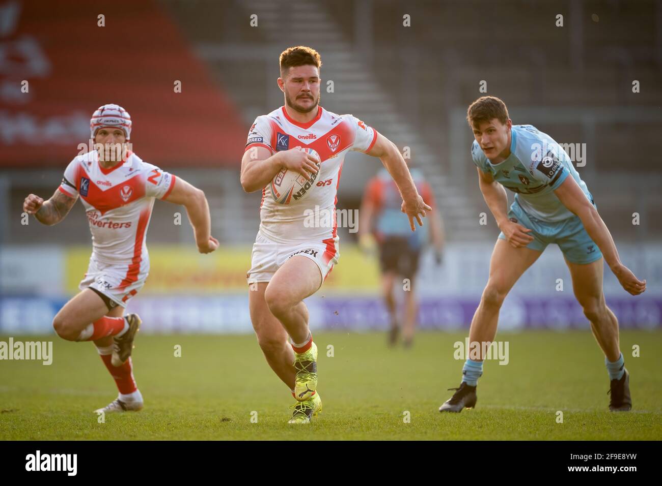 St Helens vs Wakefield Trinity, R3 Super League, 16th April 2021. St ...