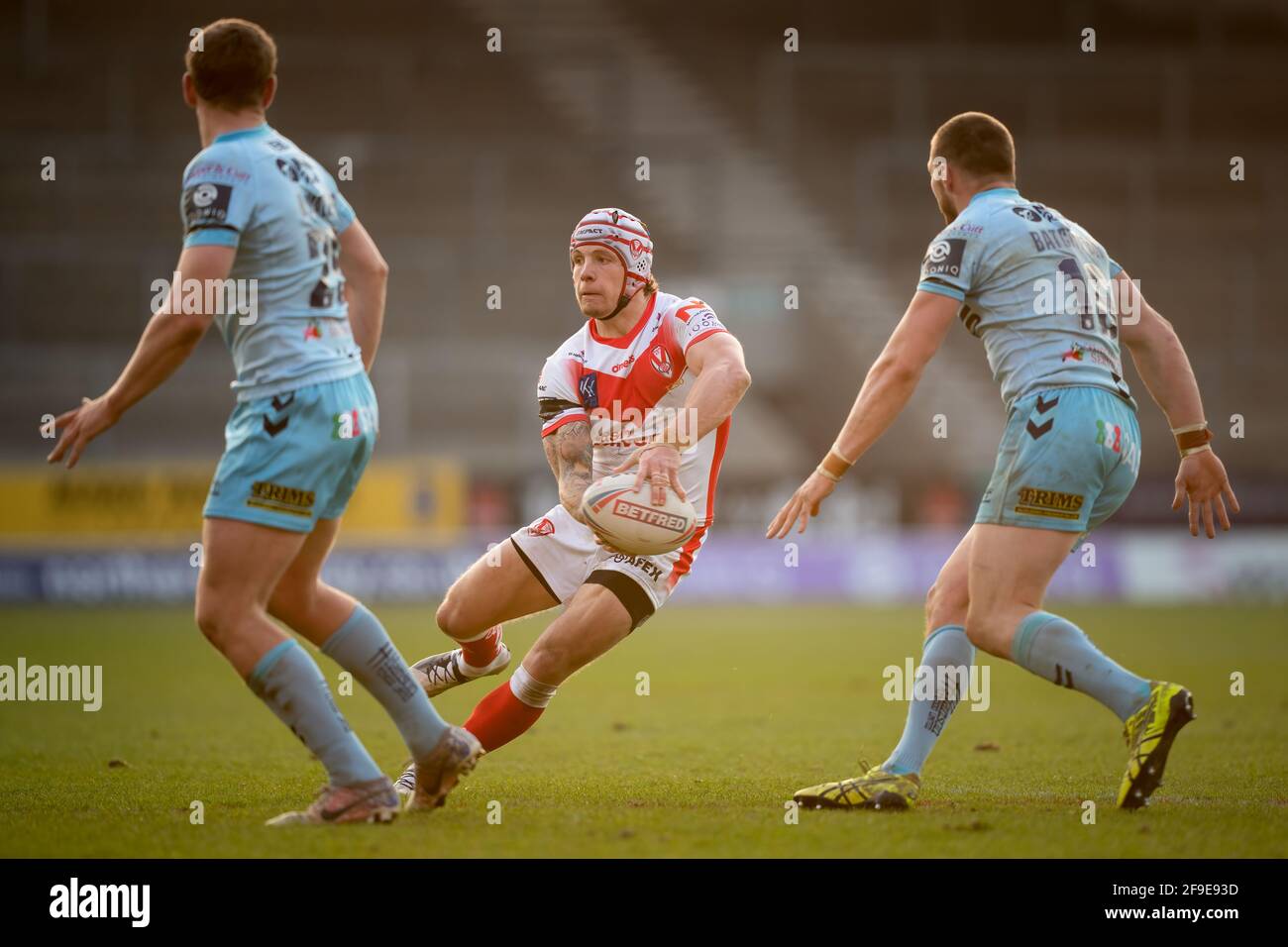 St Helens vs Wakefield Trinity, R3 Super League, 16th April 2021. St ...