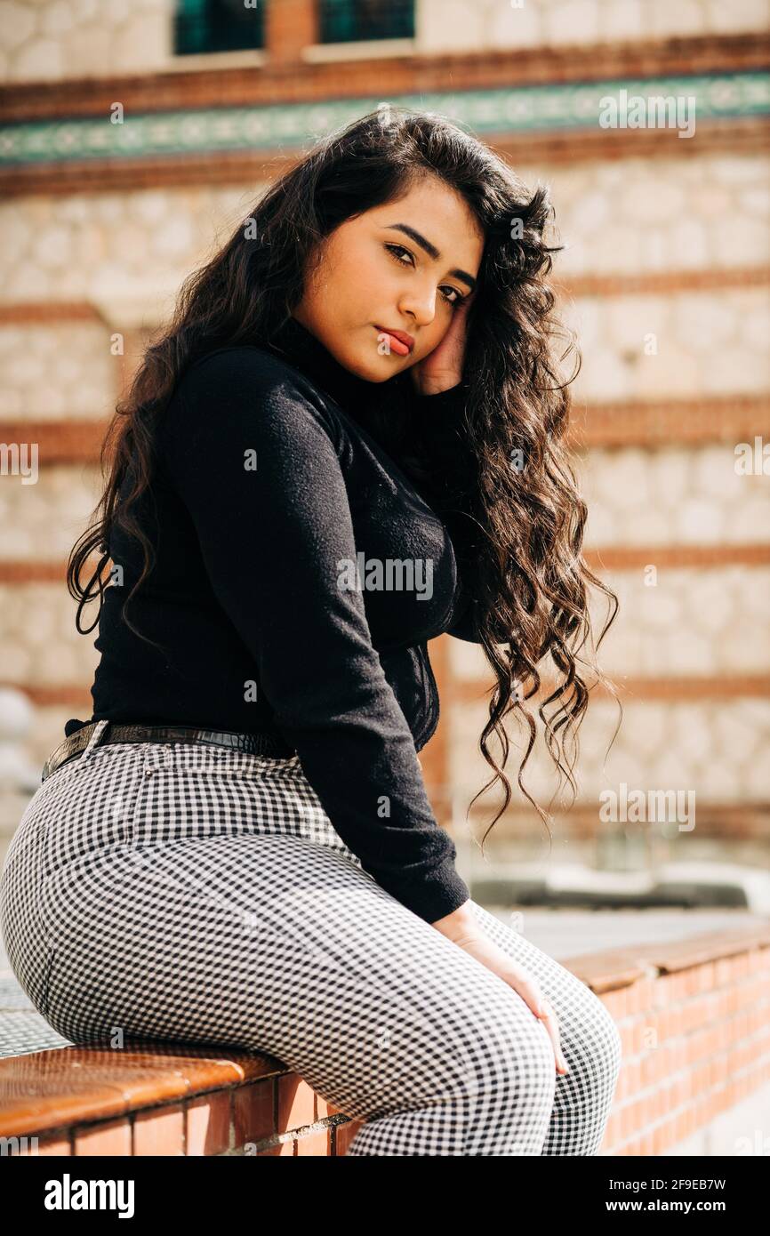 Plus size model camera hi-res stock photography and images - Alamy