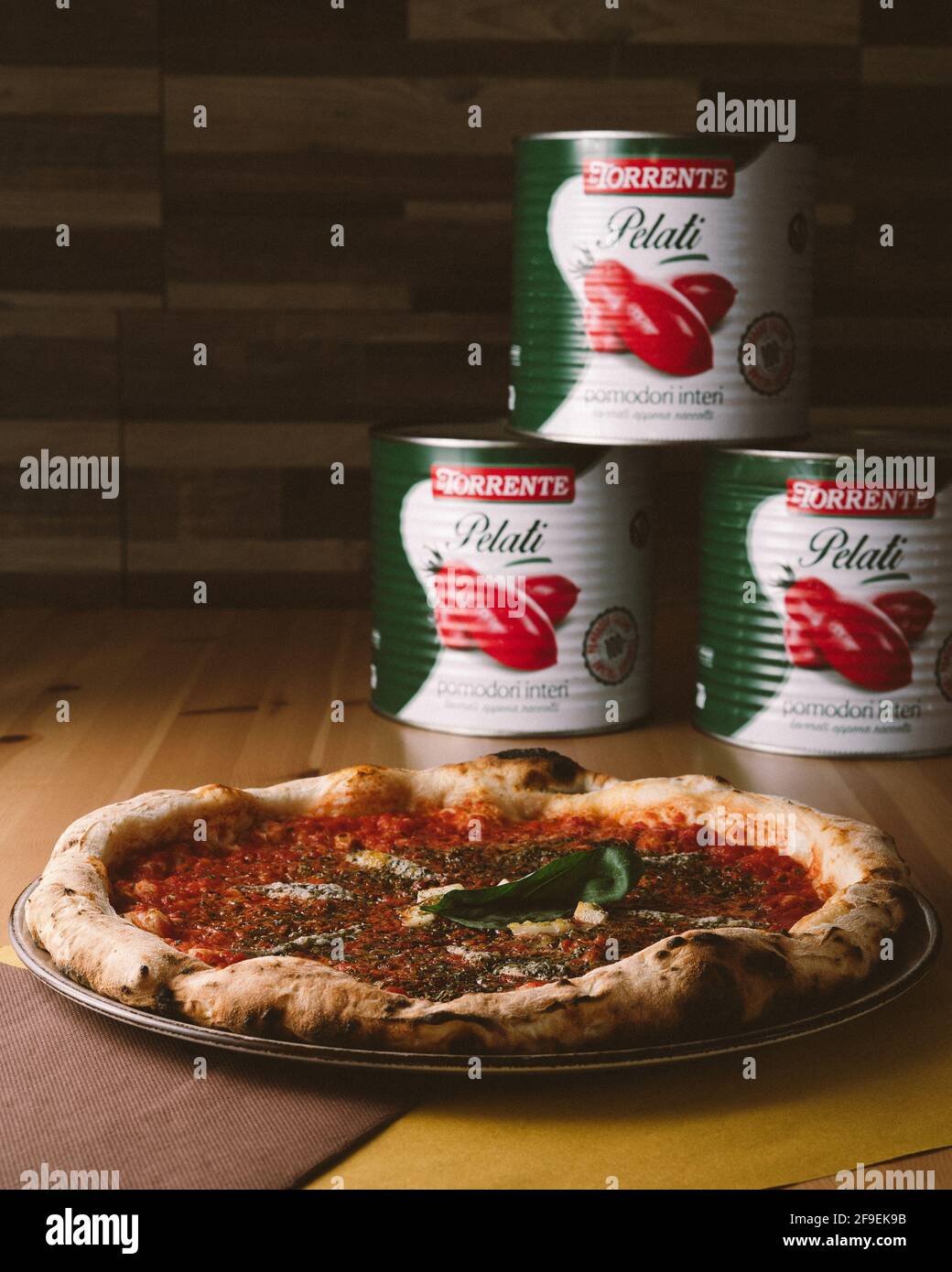 FOOD PHOTOGRAPHY - Traditional Italian plate Stock Photo - Alamy